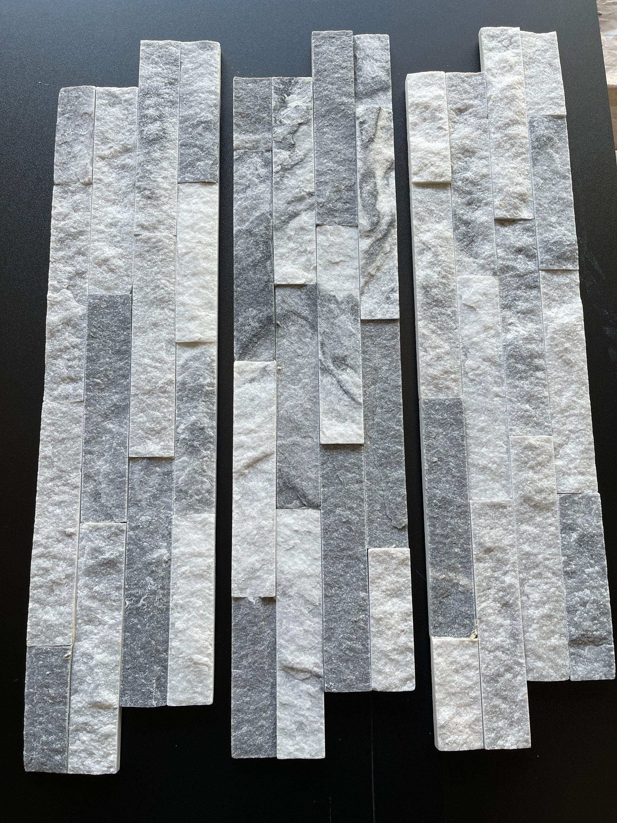Alaska Gray Marble Ledgestone - Split Face – Raleigh Tile